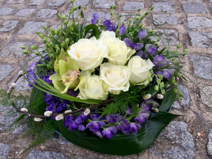 Modern Posy - Welwyn Florist