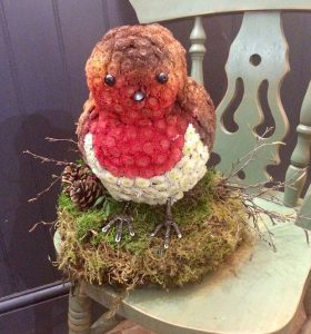 Red Robin Tribute - Welwyn Florist